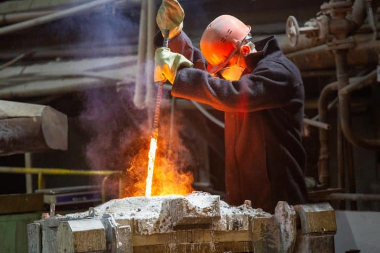 Metal Foundry: Comprehensive Guides to Foundry and Working with Metals